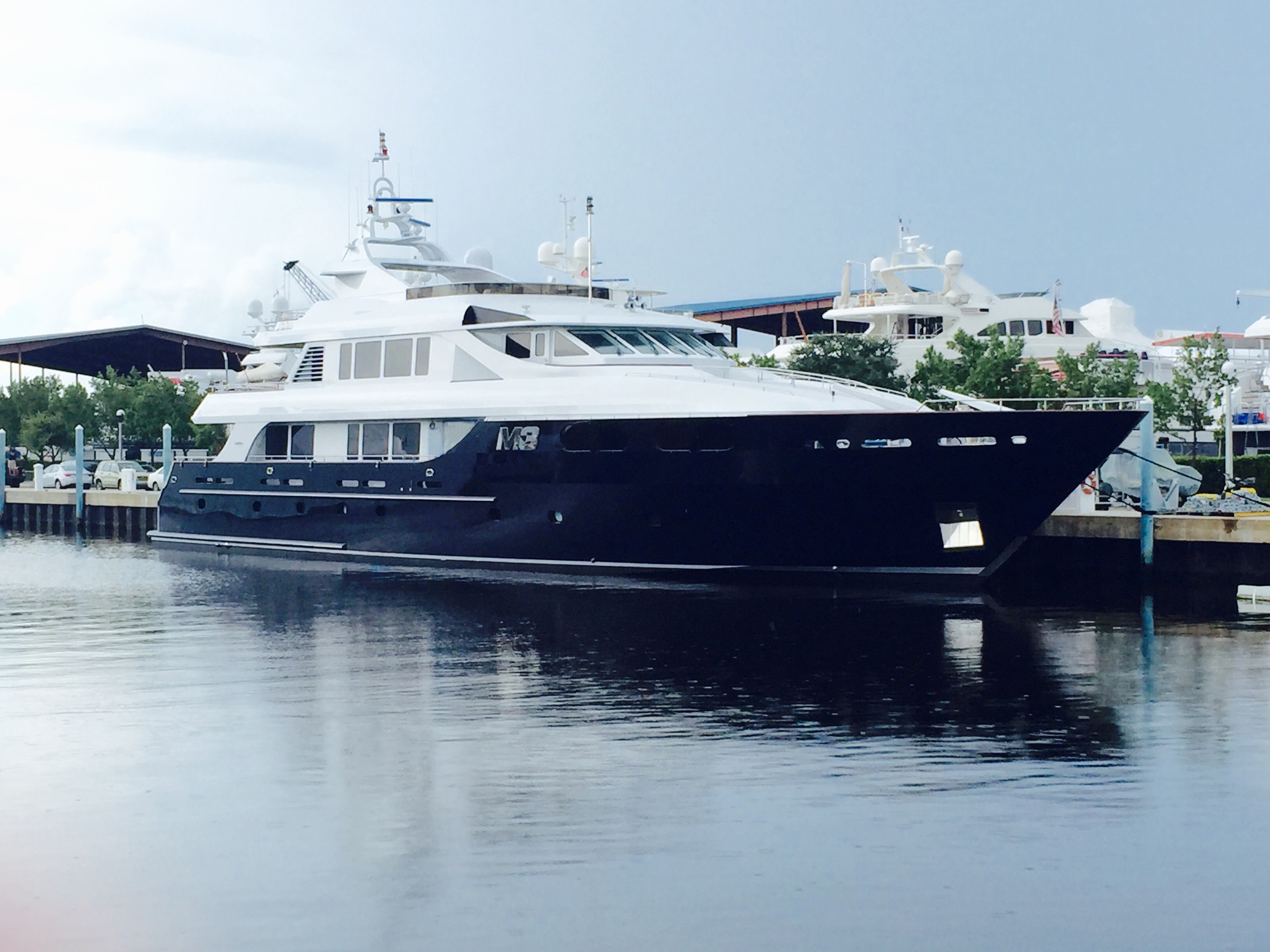 Yacht M3, PJ Savannah | CHARTERWORLD Luxury Superyacht Charters